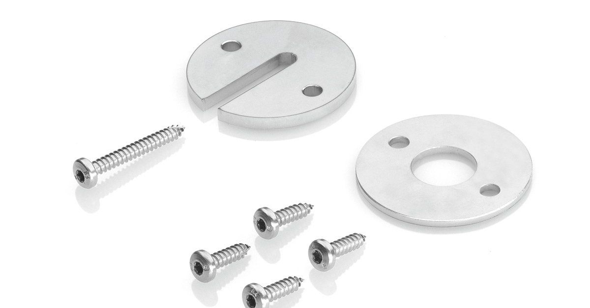 Plates for chain coupling including screws - Huck