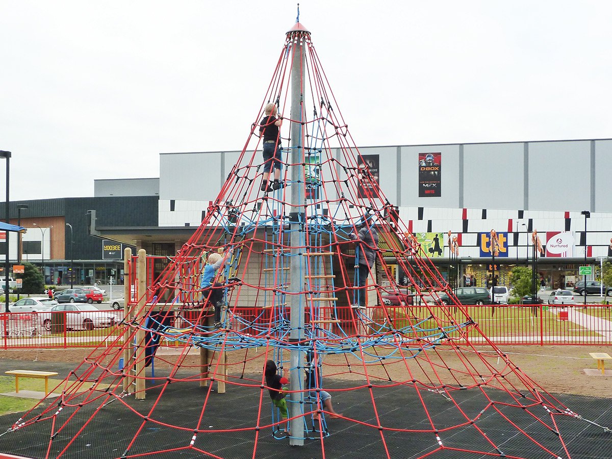 Rope net tower 1 - Huck